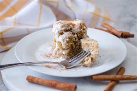 Best Keto Mug Cakes Low Carb Keto Microwave Cinnamon Roll Mug Cake