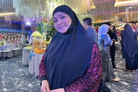 Tiada Batas Dalam Lakonan Anne Abdullah Syukur Artis Senior Kembali Jadi Rebutan Suria Fm