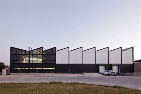 Factory Facade Design