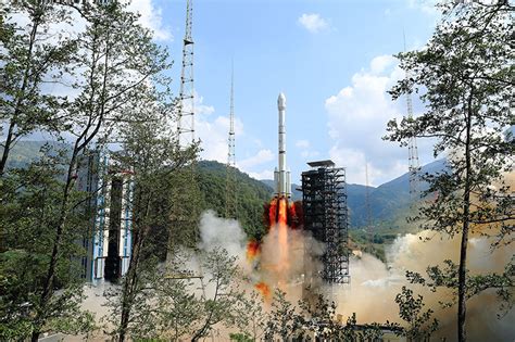 我国成功发射第56颗北斗导航卫星要闻图片中国政府网