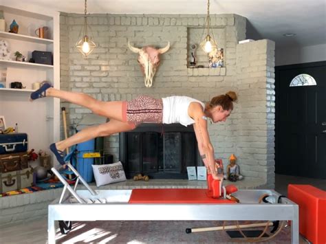 Bài Tập Pilates Control Push Ups Front Trên Reformer Mbs Pilates