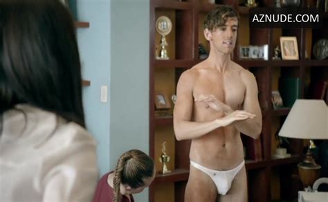 Luis Gerardo Mendez Sexy Underwear Scene In Club De Cuervos Aznude Men