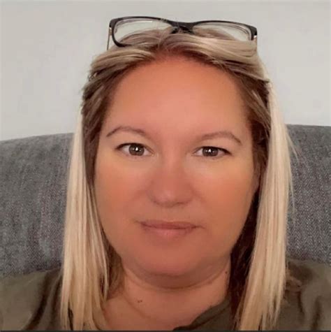Icare Living On Linkedin Welcometotheteam