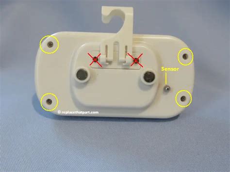 How To Replace The Battery Of A Digital Refrigerator Thermometer An