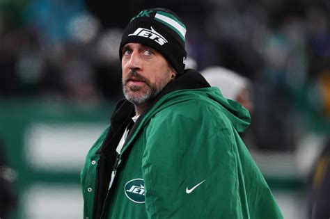 Aaron Glenn Betrays Jets Locker Room With Aaron Rodgers Decision