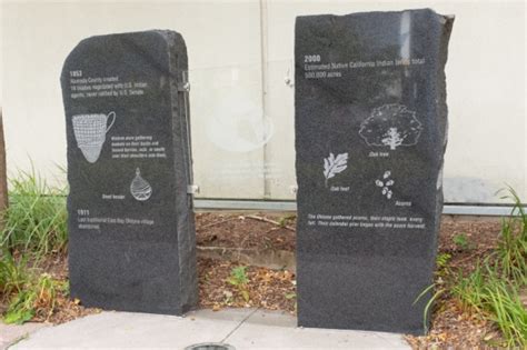 Shellmound Memorial Ohlone Memorial Walkway End Of Ohlone Presence