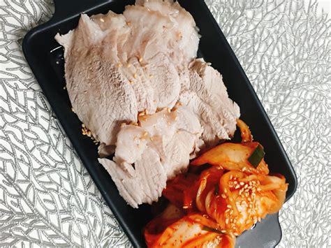 돼지아롱사태수육