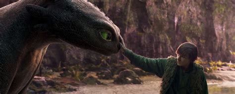 How To Train Your Dragon Trailer Reveals Live Action Toothless And Hiccup