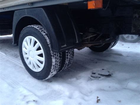 Поставил GoodRide 185/75 R16C на диски Gold Wheel 5 1/2J x16H2 ЭКСТРА ...