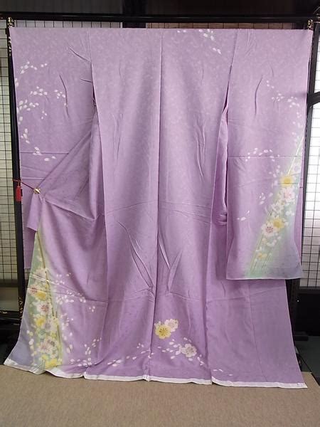 Yahoo オークション 正絹 新品振袖 仮絵羽 未仕立 薄紫地風流桜柄 送