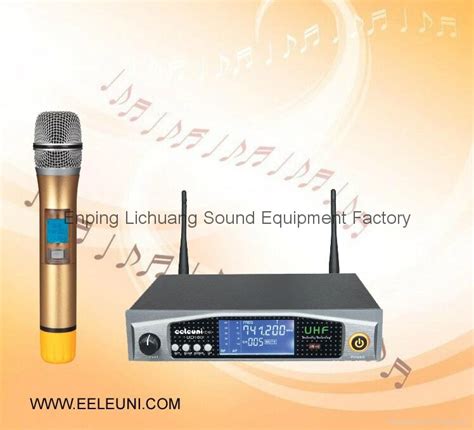 Small And Exquisite UHF Dual Channels True Diversity Wireless