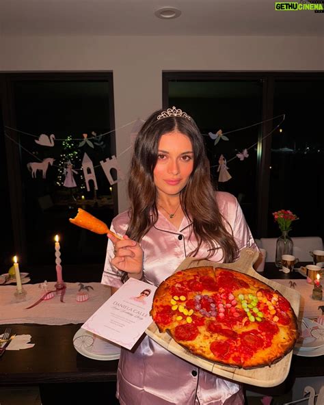 Daniela Calle Wiki Biography Age Gallery Spouse And More