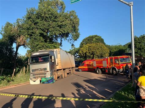 Jovem Morre Esmagado Por Carreta Carregada De Carne Em MS Mato Grosso Do Sul G1
