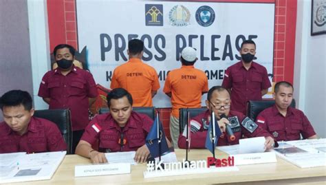 Kantor Imigrasi Kelas II Pamekasan Tangkap 2 WNA Ber KTP Bangkalan Dan