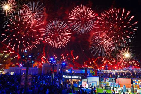 Gulf Business On Linkedin Nye 2025 Watch Fireworks At These Spots In
