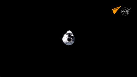 Spacex“龙”飞船与国际空间站对接成功 2020年11月18日 俄罗斯卫星通讯社