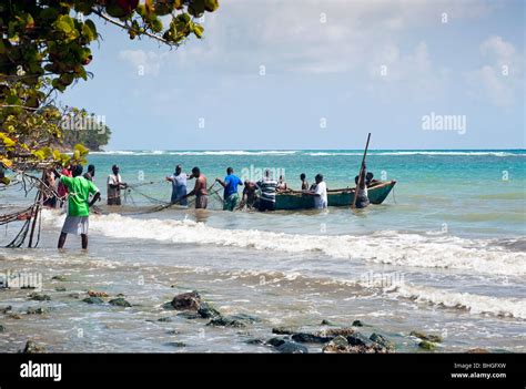Seine Net Fishing Stock Photos & Seine Net Fishing Stock Images - Alamy
