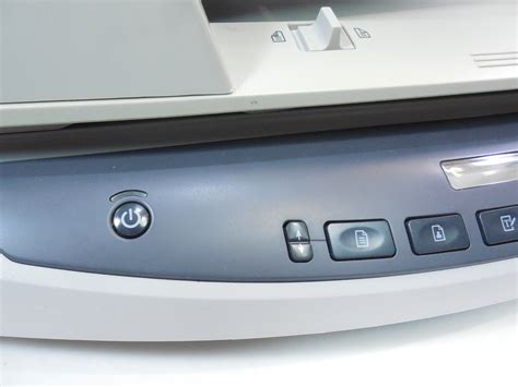 Сканер планшетный HP ScanJet 8270