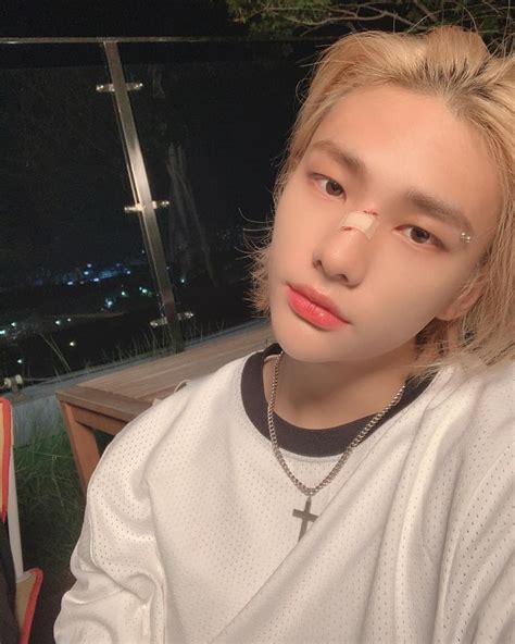 스키즈 현진 셀카 막찍어도 이케 잘나온다 인스티즈 instiz 카테고리