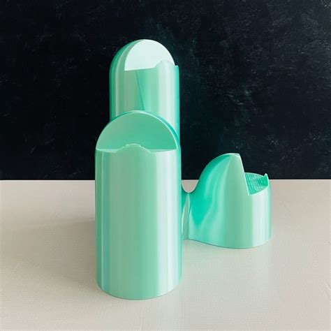 Modern Triple Controller Stand Gaming Setup Horn Headband Stand Design