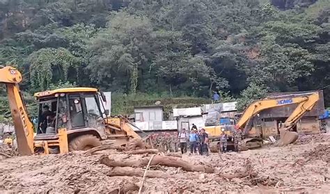 झ्याप्ले खोला पहिरो हालसम्म २९ जनाको शव फेला अपडेट Nuwakot Bulletin