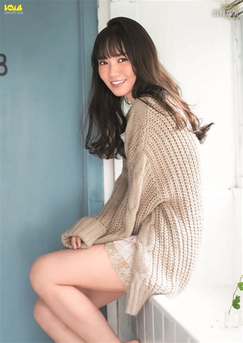 乃木坂46田村真佑、萌え袖コーデで美脚見せ Tv Life Web