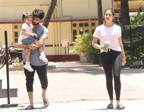 Photo Gallery Mira Rajput Twins With Daughter Misha In Pink Shahid