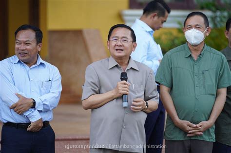 ឯកឧត្តម សុខ លូ អញ្ជើញប្រគល់អំណោយជូនដល់រដ្ឋបាលក្រុង