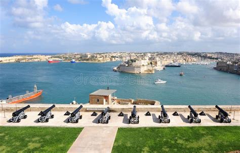 Showcase Van Herinneringswinkel In Valletta Malta Redactionele
