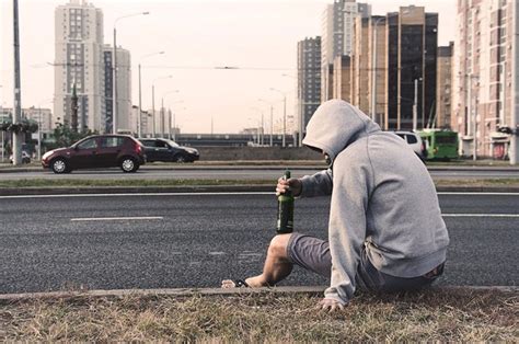 Binge drinking tra adolescenti rischio dipendenza da alcol per i più