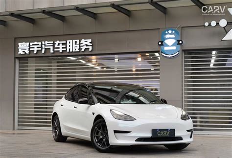 特斯拉Model3卡孚改色膜钻石白魅蓝突显个性 哔哩哔哩
