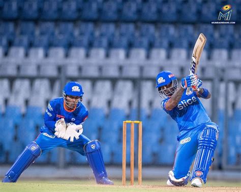 Rcb Vs Mi Ipl 2023 Probable Xis Pitch Report Weather Forecast And