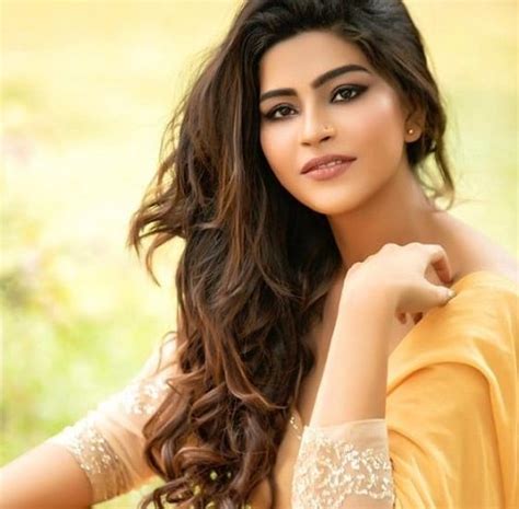 Priya Bansal Soniya Bansals Sister Wiki Height Age Boyfriend