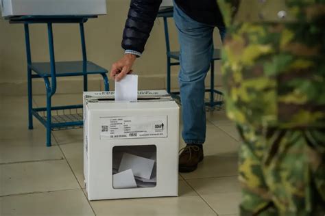 Así Avanza La Segunda Vuelta De Las Elecciones En Ecuador 2025