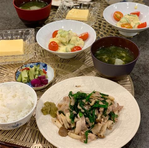 炒めるだけ！映えないけど簡単美味しい豚バラとニラ、しめじの柚子胡椒炒め よく笑ってよく食べる♡これちゃん妻