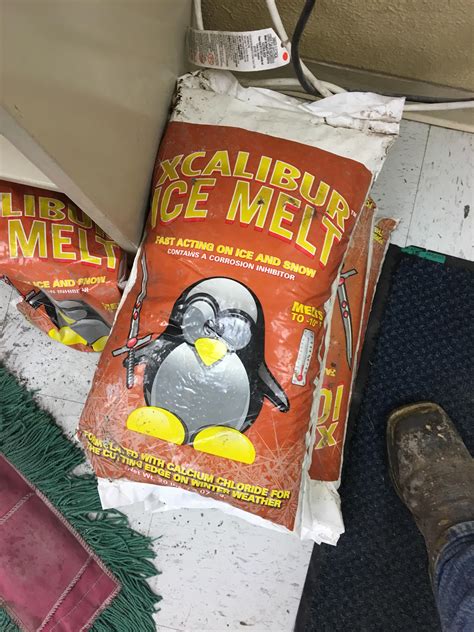 Looks Like Tux Crystal V2 The Linux Penguin Has Resulted To Take A