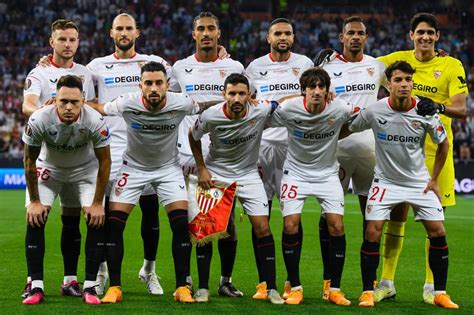 Fc Sevilla Setzt Wohl Ganzen Kader Auf Transferliste Fc Bayern Als