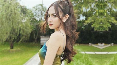 Sule Ada Hajatan 3 Hari Lagi Acara Mahalini Pindah Agama Kapan