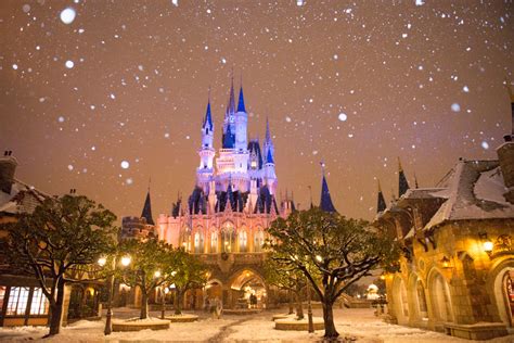 Keuntungan Berlibur Ke Disneyland Jepang Saat Musim Dingin Kaskus