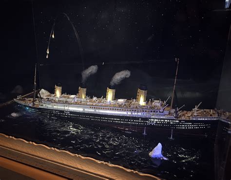 Titanic Diorama Sinking Architettura