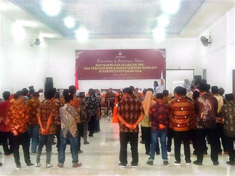 Jelang Pilkada 2024 KPU Lantik Anggota PPK Se Kepsul Publikamalut