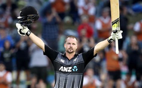 Colin Munro Announces Retirement From International Cricket
