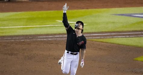 기세는 이틀 연속 역전승 Ari 우세 갈렌 Vs 휠러 5차전 리턴매치에 Nlcs 달렸다