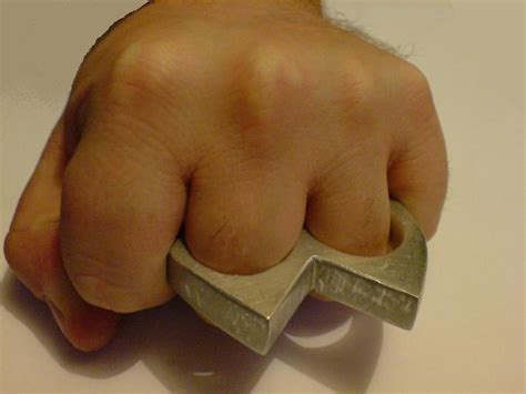 Weaponcollectors Knuckle Duster And Weapon Blog Handmade Two Finger