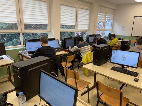 СОУ Гимназија „Добри Даскалов“ Кавадарци