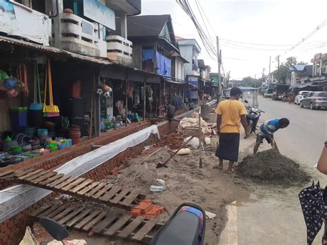 လှိုင်းဘွဲမြို့ ဃ ရပ်ကွက်တွင် အုတ်စီရေမြောင်းပလက်ဖောင်းပြုလုပ်ခြင်း လုပ