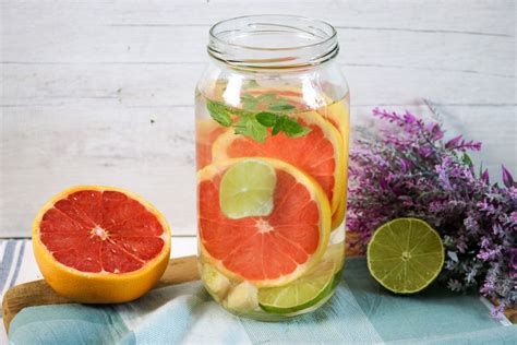 Limetten Minze Wasser Rezept