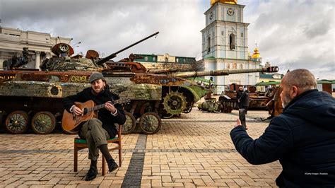 Slava Ukraini