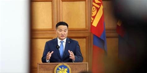 Дэлхийн хамгийн үнэтэй чулуу Монгол туургатны цахим сайт