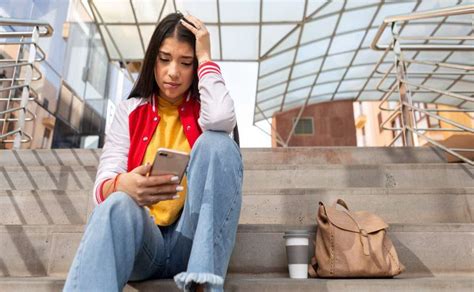 Por Qué Las Chicas Son Más Vulnerables A La Ansiedad Que Provocan Las